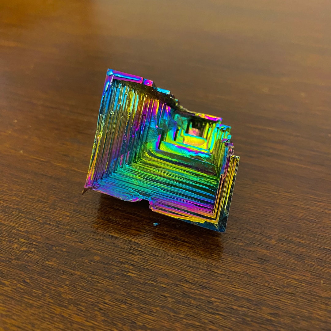 Beautiful Large Colorful Bismuth Crystal - Quantity - 1 - Size - 5.1cm ...