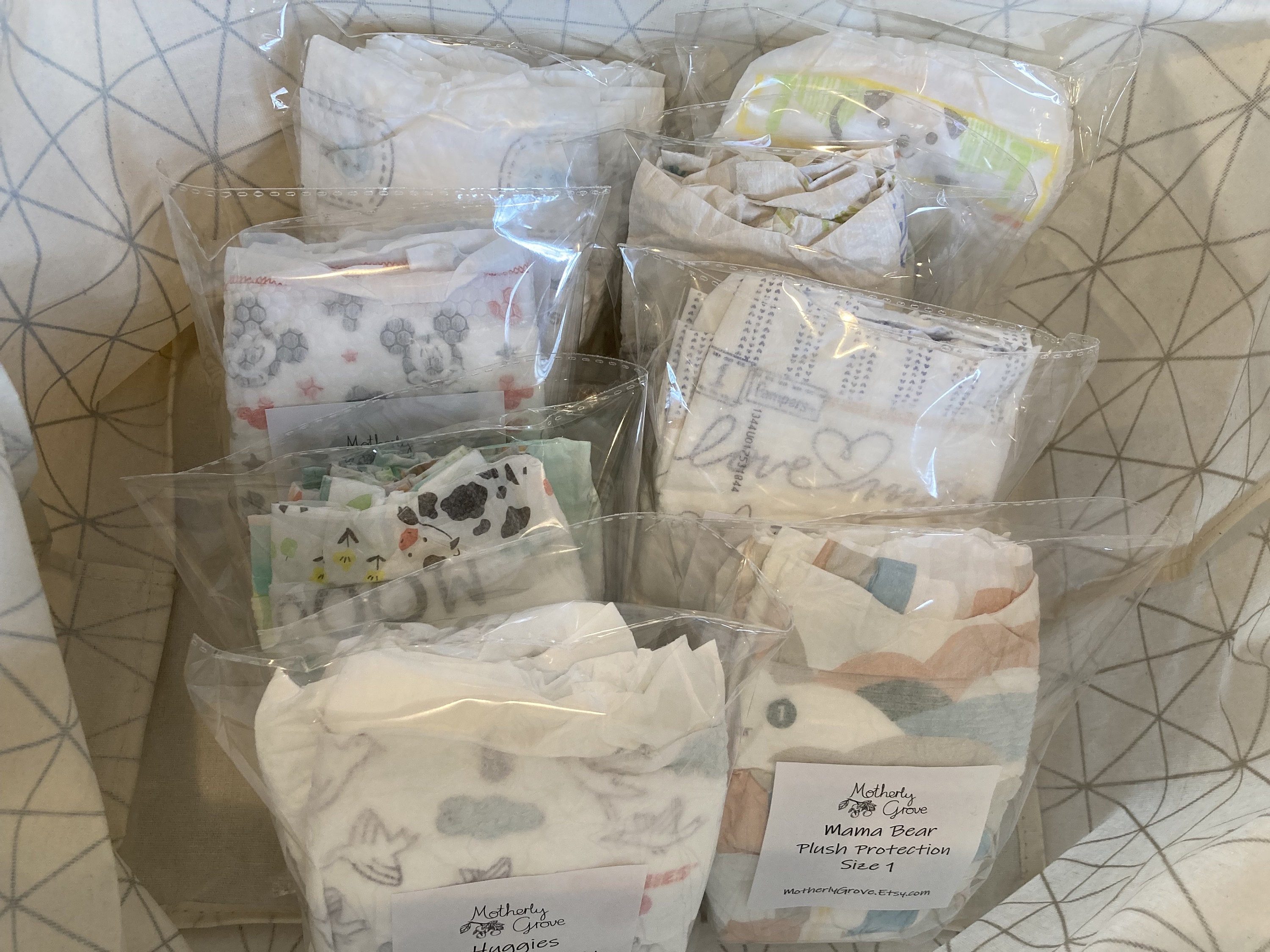 Fragrance Free Diaper Sampler Box, Size 1, Sensitive Skin Baby Shower ...