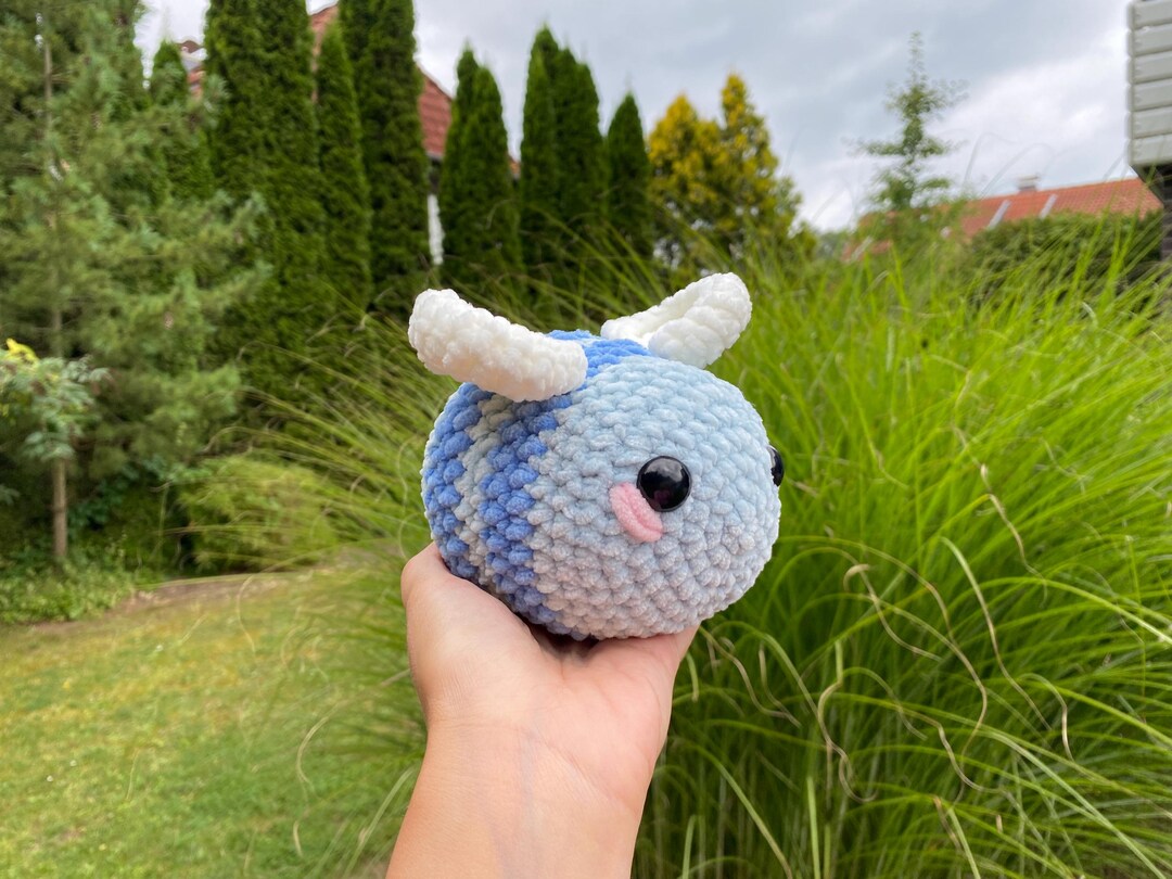 Chunky Bees Plushies - Etsy