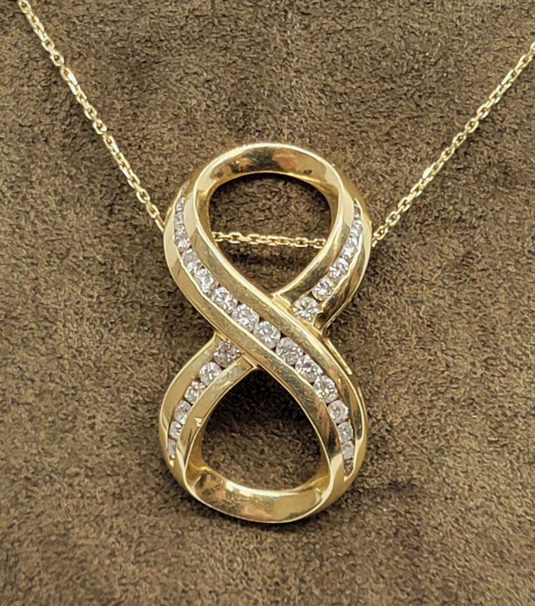 Number 8 Diamond Pendant 14K Yellow Gold Chain - Etsy