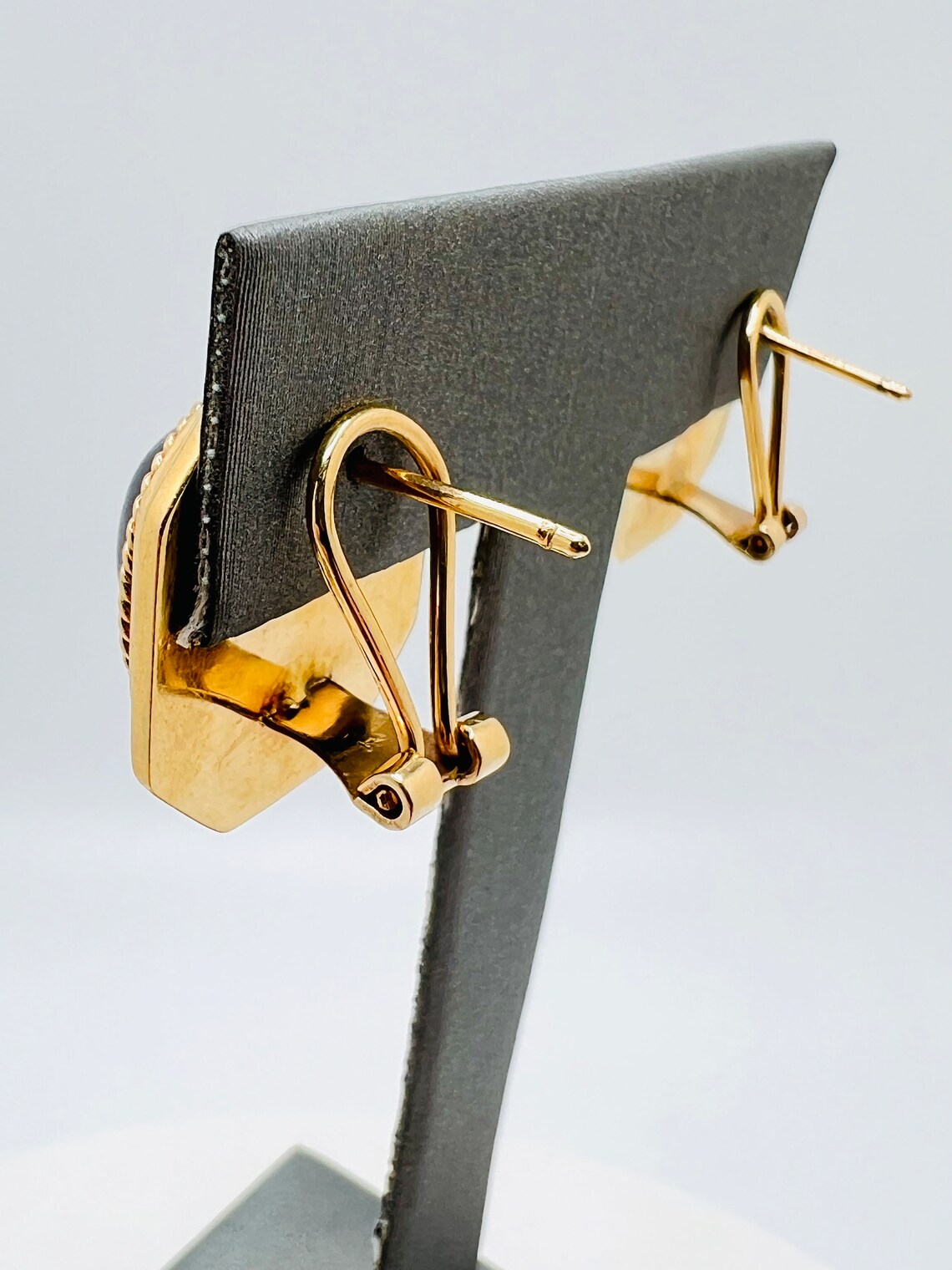 Vintage 14K Yellow Gold Rectangle Classic Clip on Earrings - Etsy