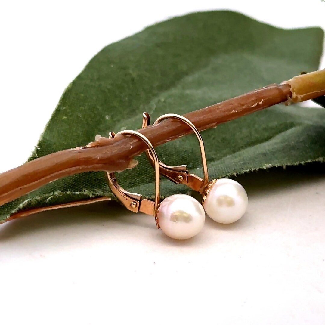 Vintage 14K Yellow Gold Pearl Drop Lever Back Earrings - Etsy