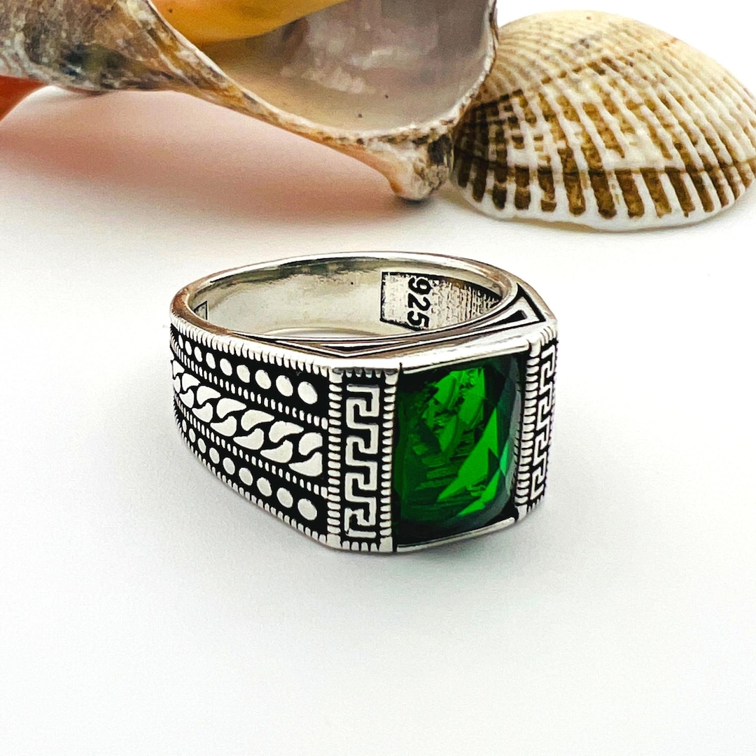 Man's Green Emerald Gemstone Handmade Silver Ring, 925 Sterling Silver ...