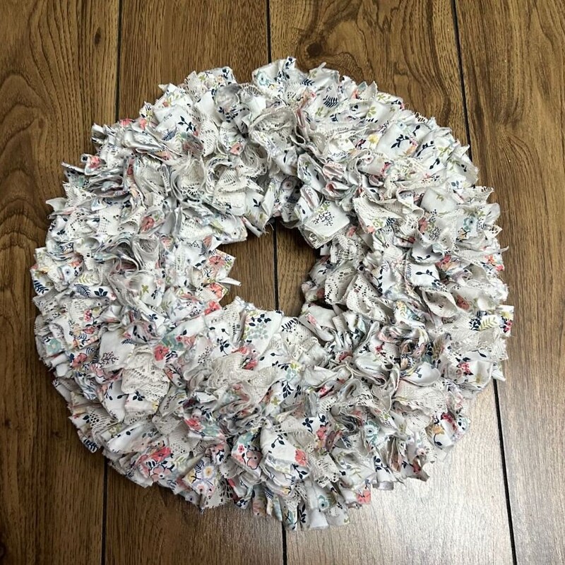 Fabric Wreath - Etsy