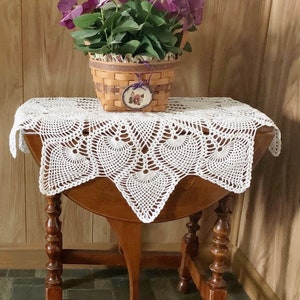 Large White Doily, Pineapple Doily, Linens, Table Covers, Lacy Doily ...