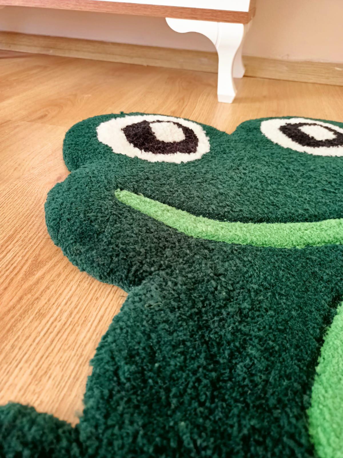 Green Frog Tufted Handmade Kawaii Rug, Personalized Colors - Etsy