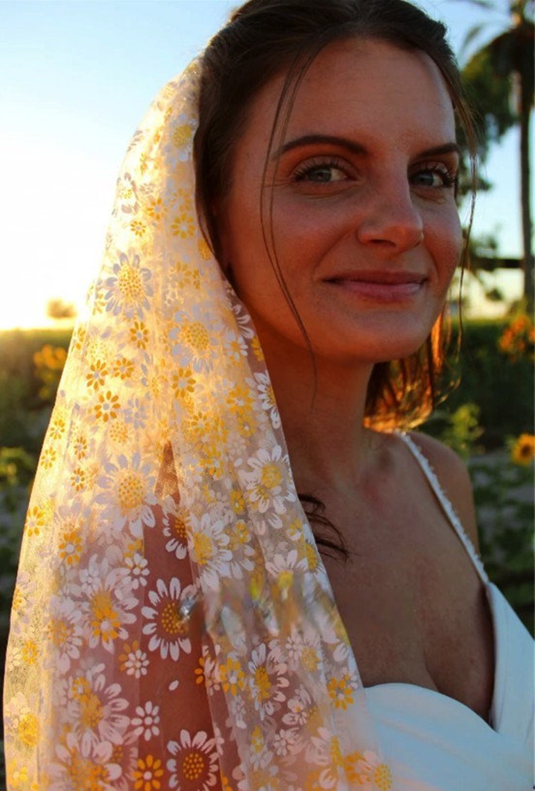 Sunflower Daisy Wedding Veil Over the Head Veil Embroidered - Etsy