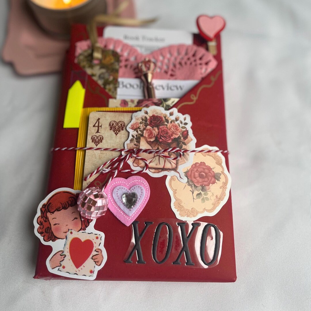 Valentine's Day 'blind Date With a Book' Beautifully Wrapped and FULL ...