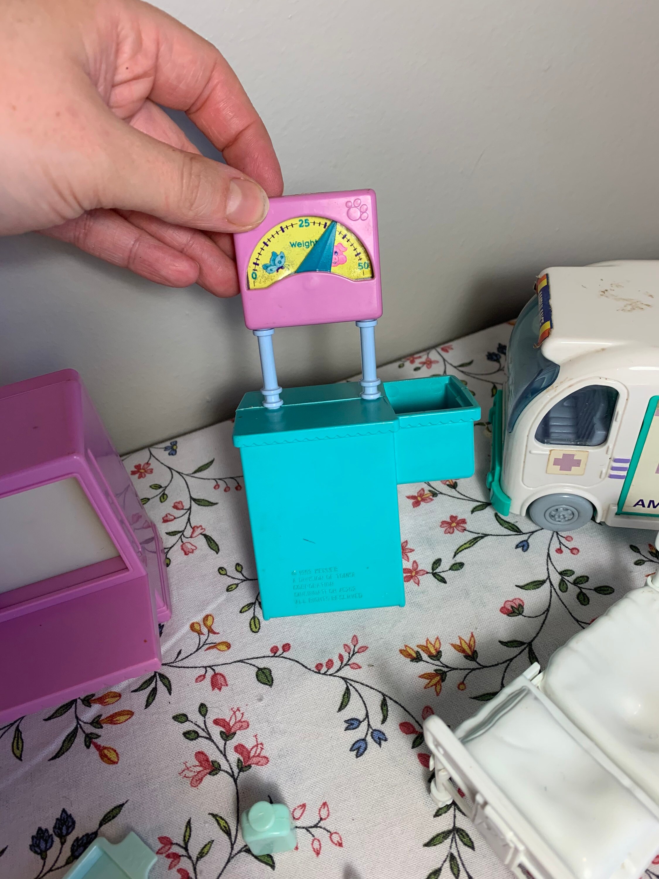 Vintage 1993 Littlest Pet Shop Vet Package Xray Machine, Ambulance ...