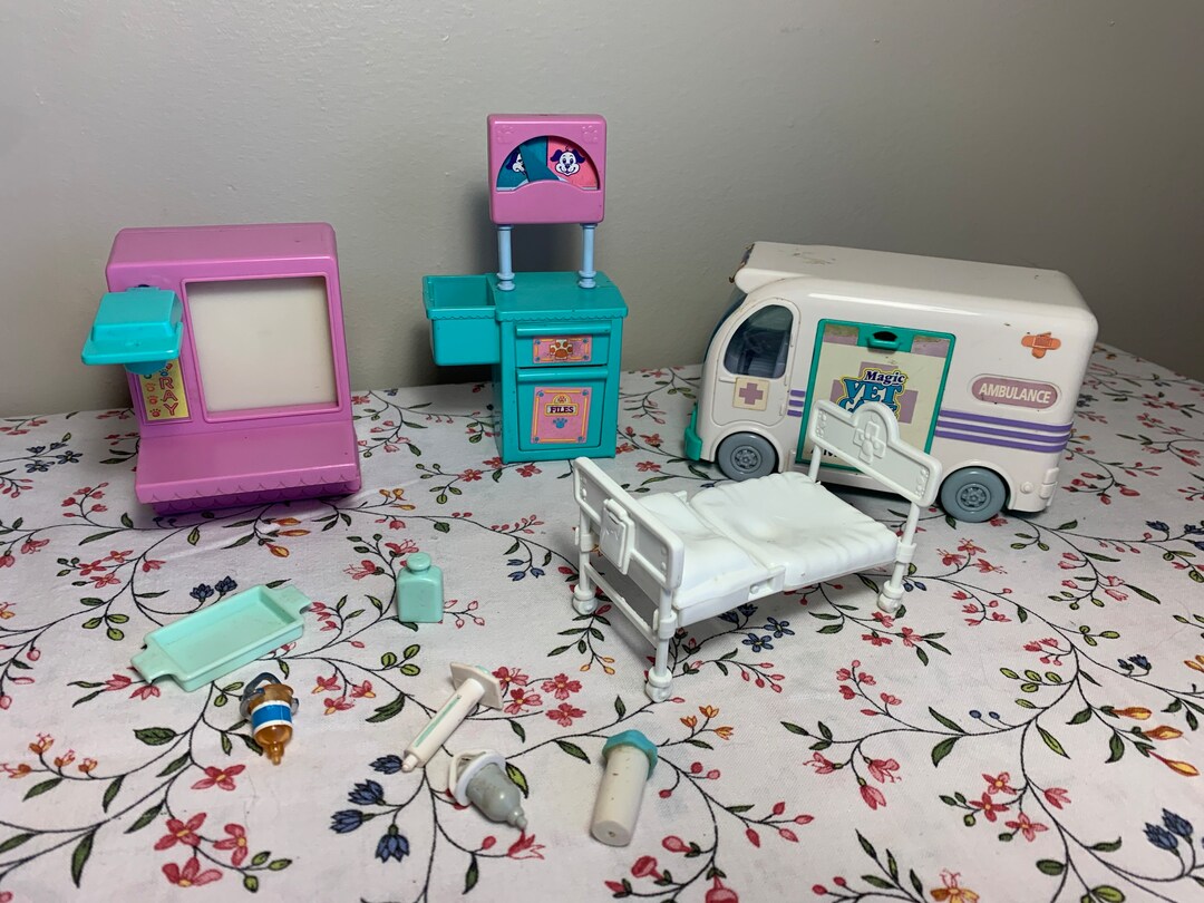 Vintage 1993 Littlest Pet Shop Vet Package Xray Machine, Ambulance ...