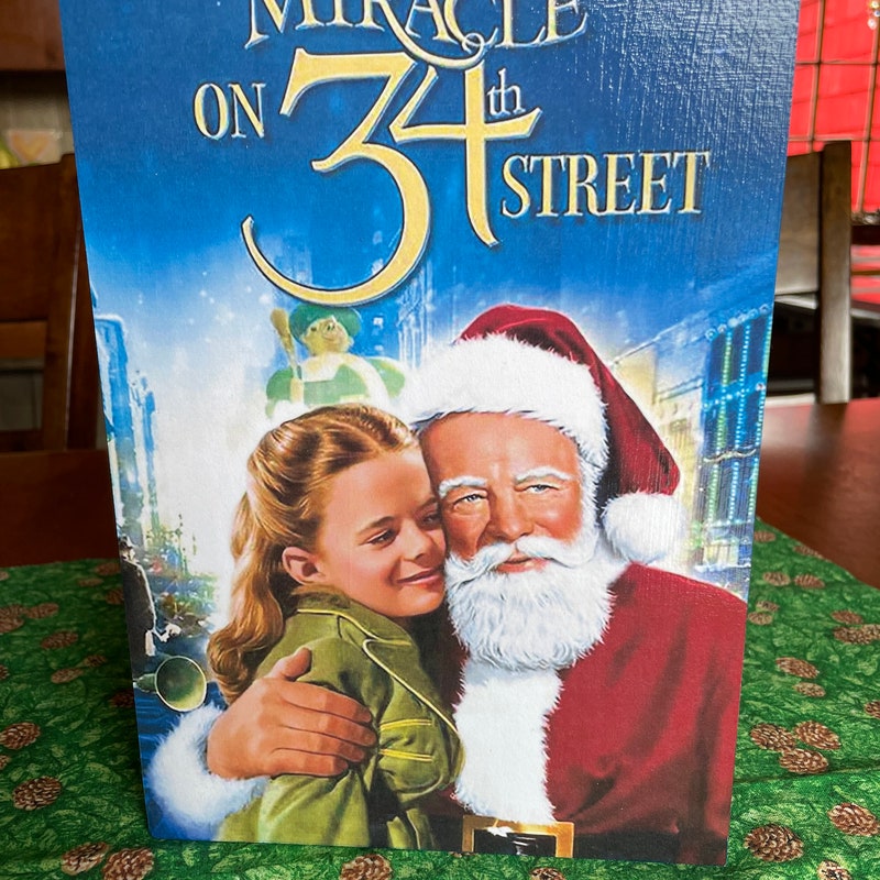 Miracle on 34th Street Poster - Etsy
