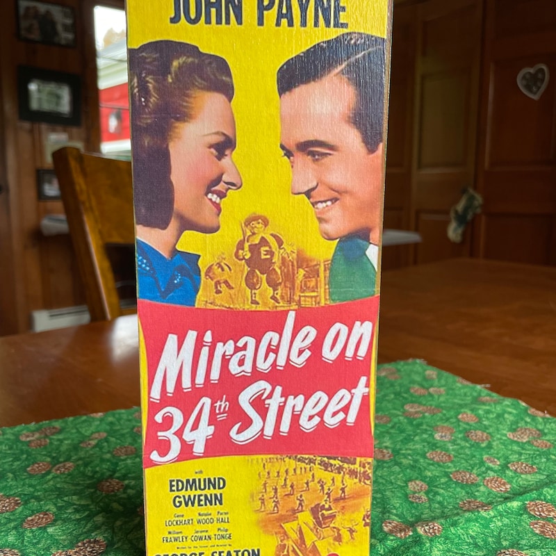 Miracle on 34th Street Poster - Etsy
