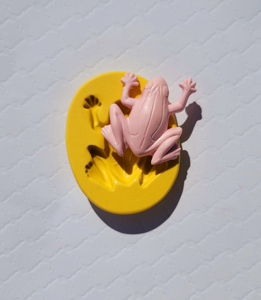 Frog Silicone Mold: Fondant, Chocolate, Clay, Resin, Wax - Etsy