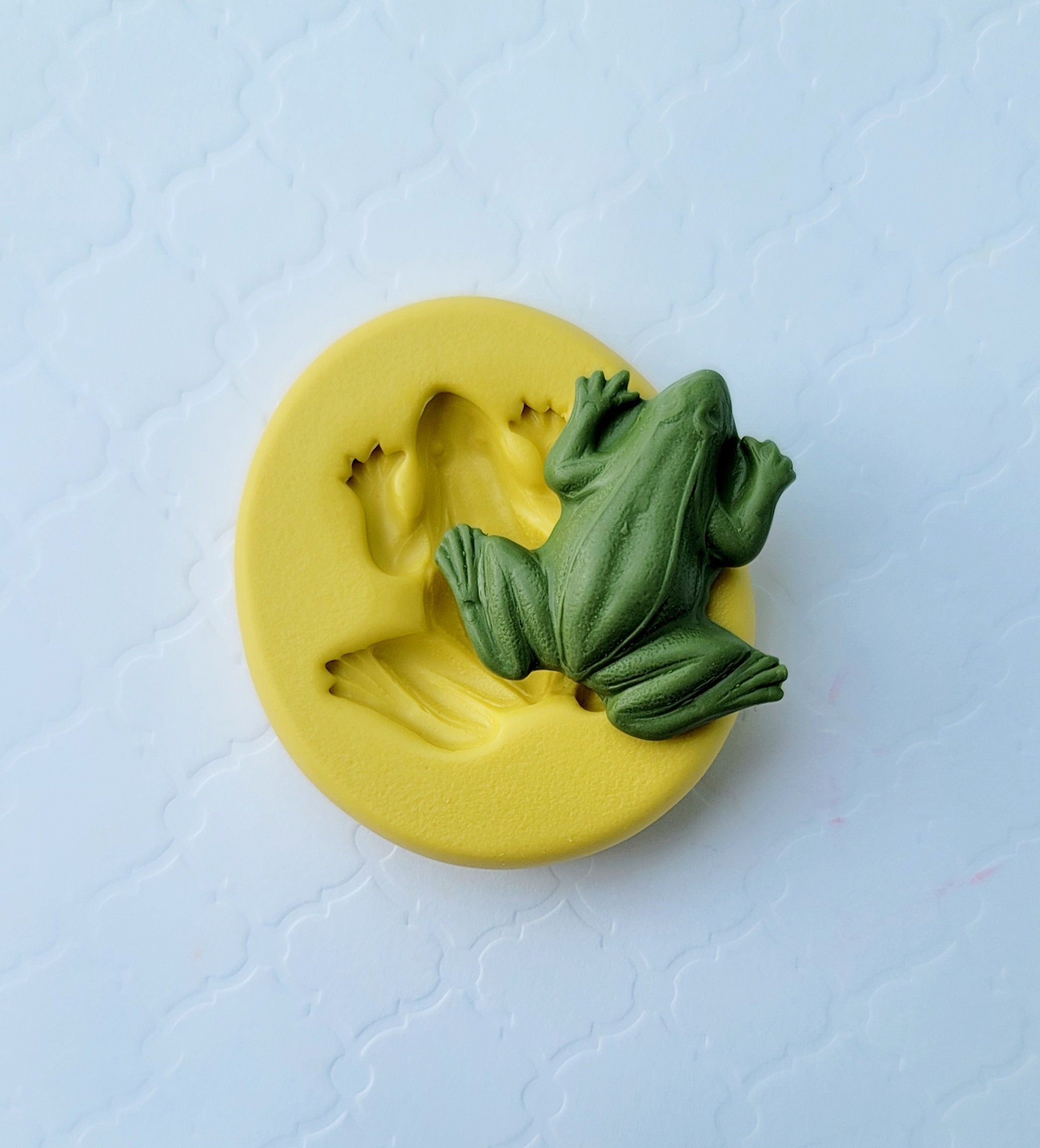 Frog chocolate mold store