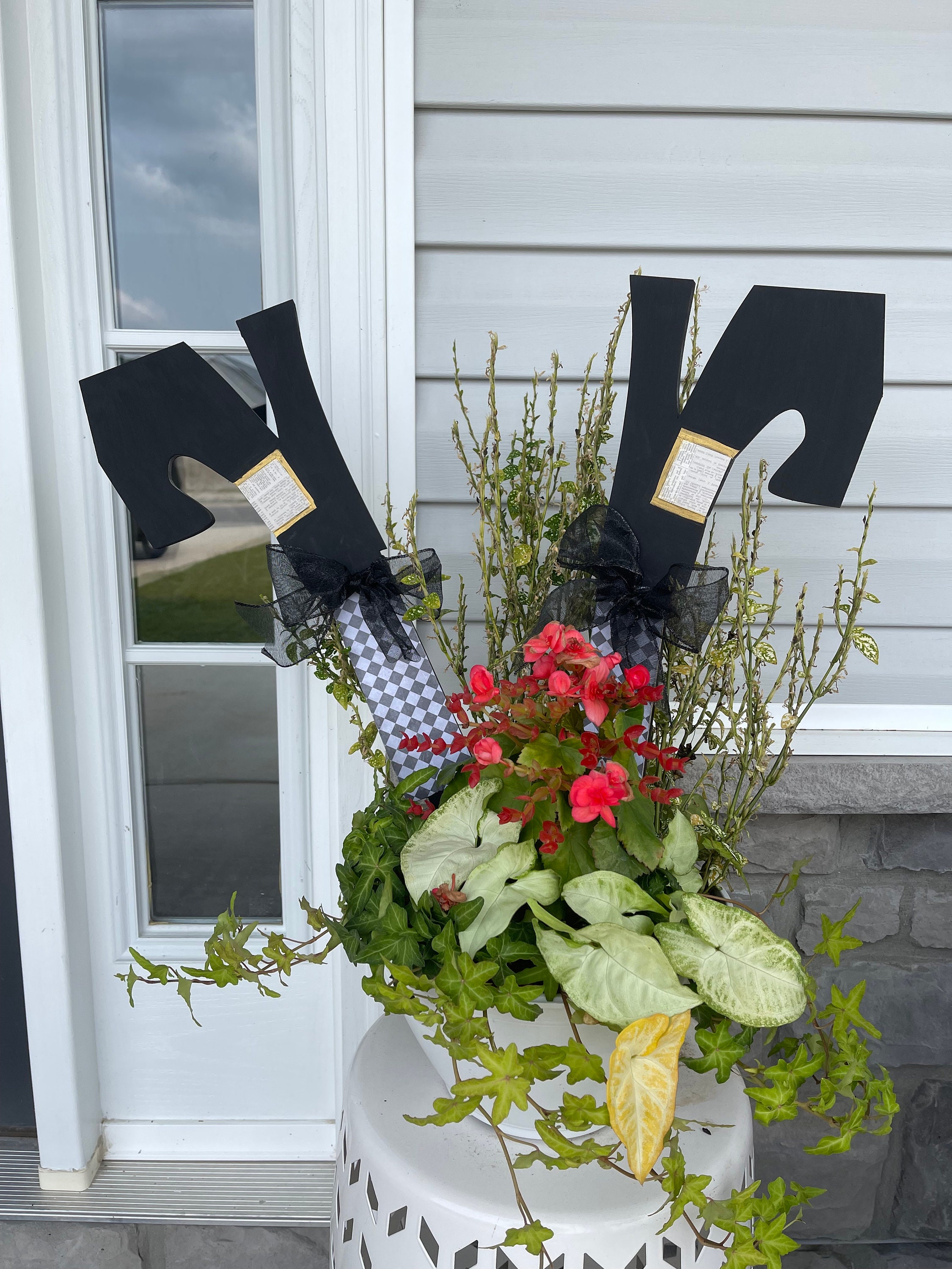 Witch Halloween Decor Witch Feet Plant Stakes Halloween Decor - Etsy