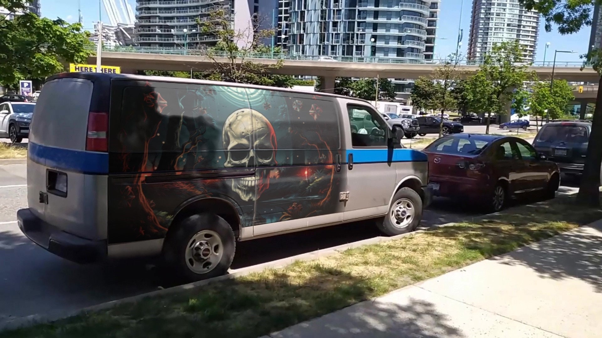 Custom Branded Van Video Clip Your Logo/picture Photorealistically ...