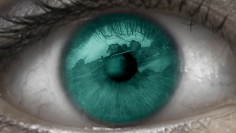 Seamless Animated Eye Zoom Transition With Alpha Channel and Sound for ...