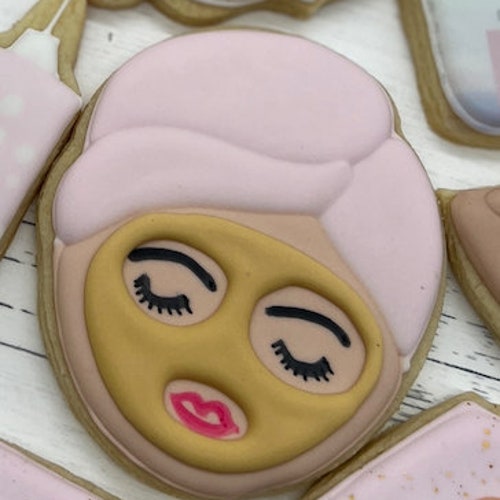 6 B's Creations Mother's Day Spa Set of 5 Cookie - Etsy