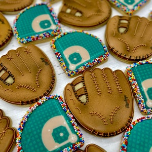 Custom Sugar Cookies Ultra Deluxe Baseball Field Bats Catchers Mitt ...