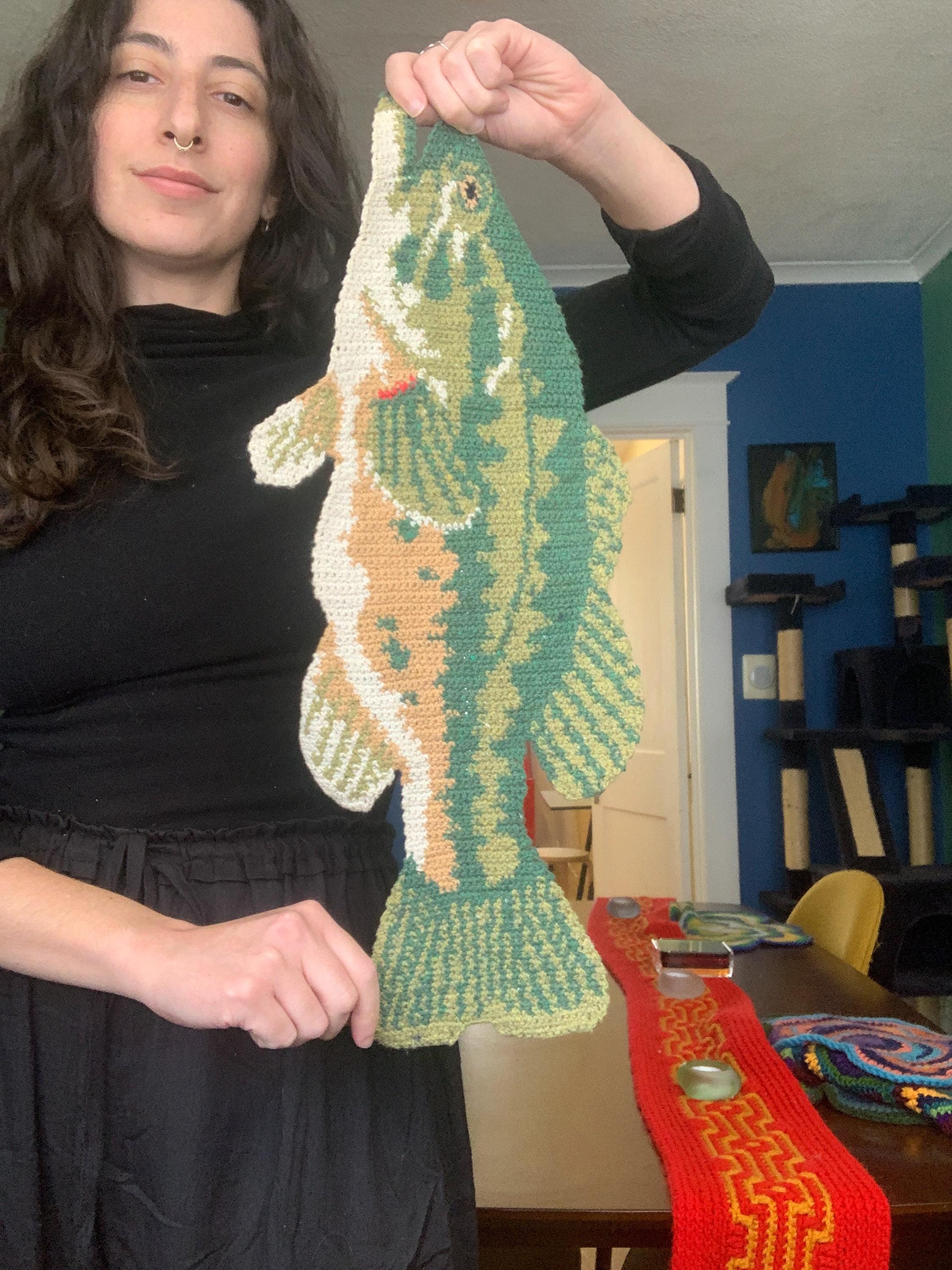 Largemouth Bass Cutout Tapestry Crochet Pattern - Etsy