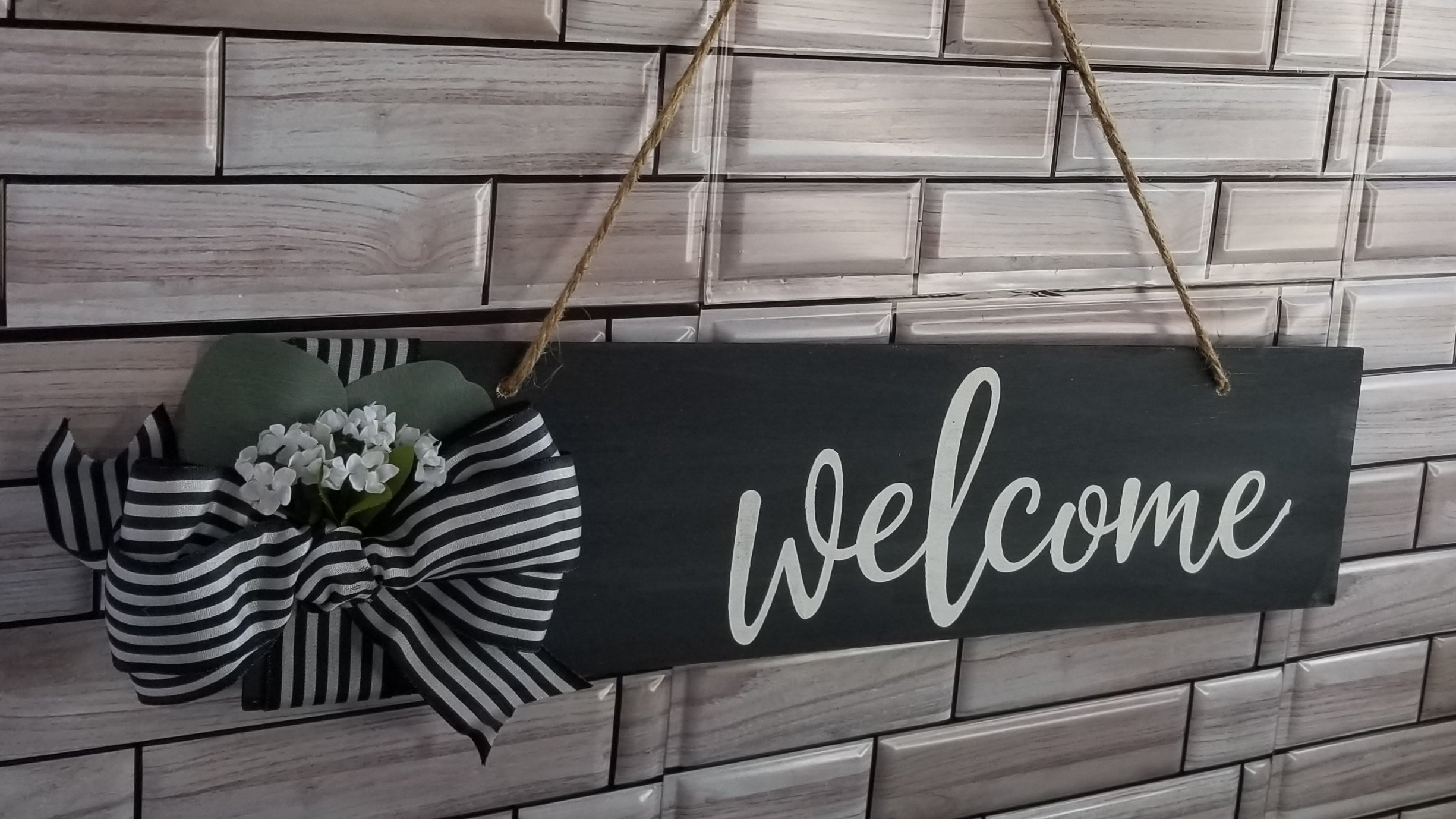 Black and White Welcome Sign - Etsy