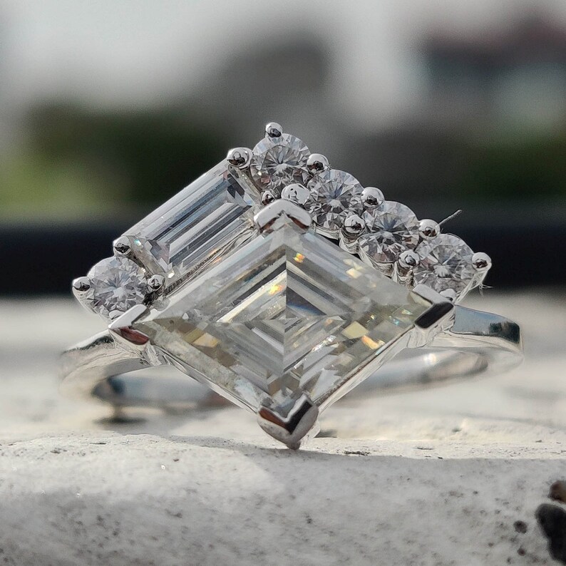 Lozenge Cut Moissanite Diamond With Side Round & Baguette Cut ...