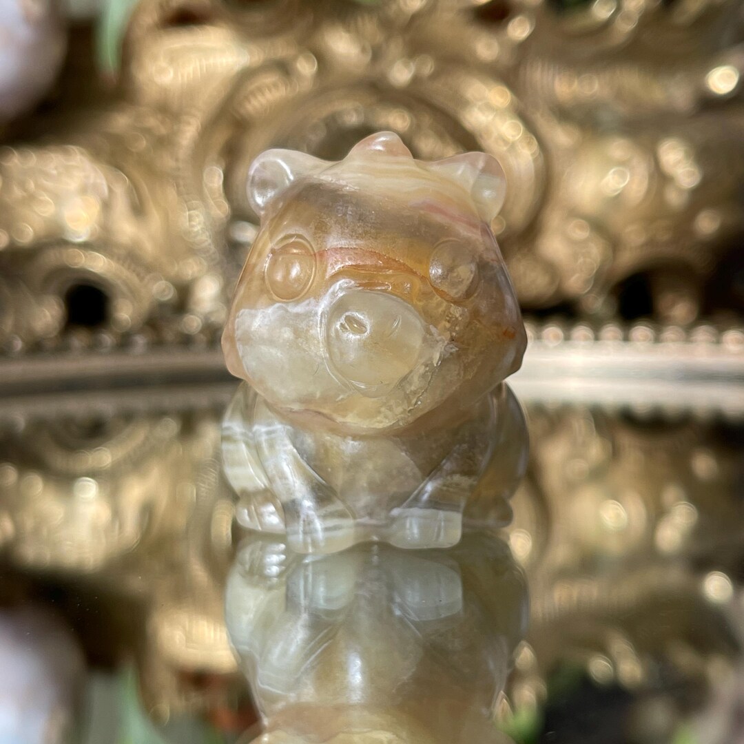 Honey Fluorite Capybara Carving: Crystal Animal Figurine With Heart Bum ...