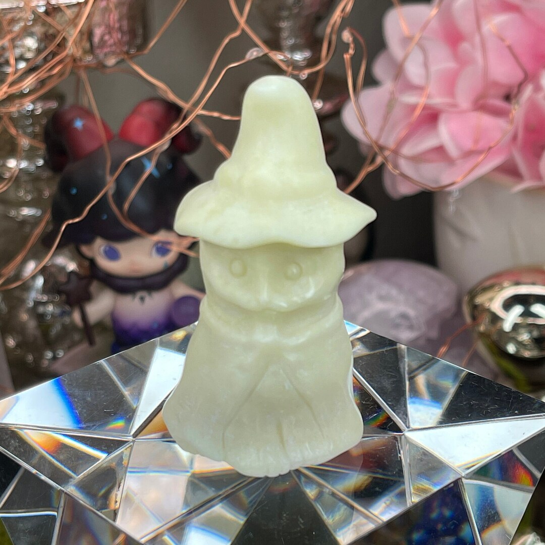 White Jade Magical Wizard Kitty Home Decor Cute Crystal Cat Carving ...