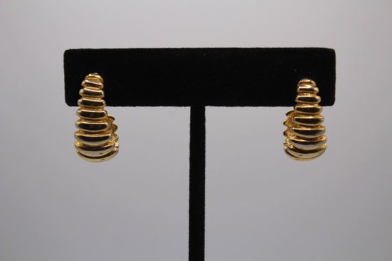 Vintage LCI Gold and Silver Tone Half Loop Scalloped Earring - Etsy
