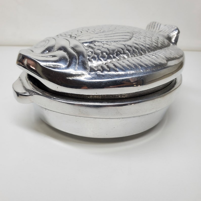 Vintage Sea Life Pewter Textured Fish Nautical Ocean Kitchen Salt ...