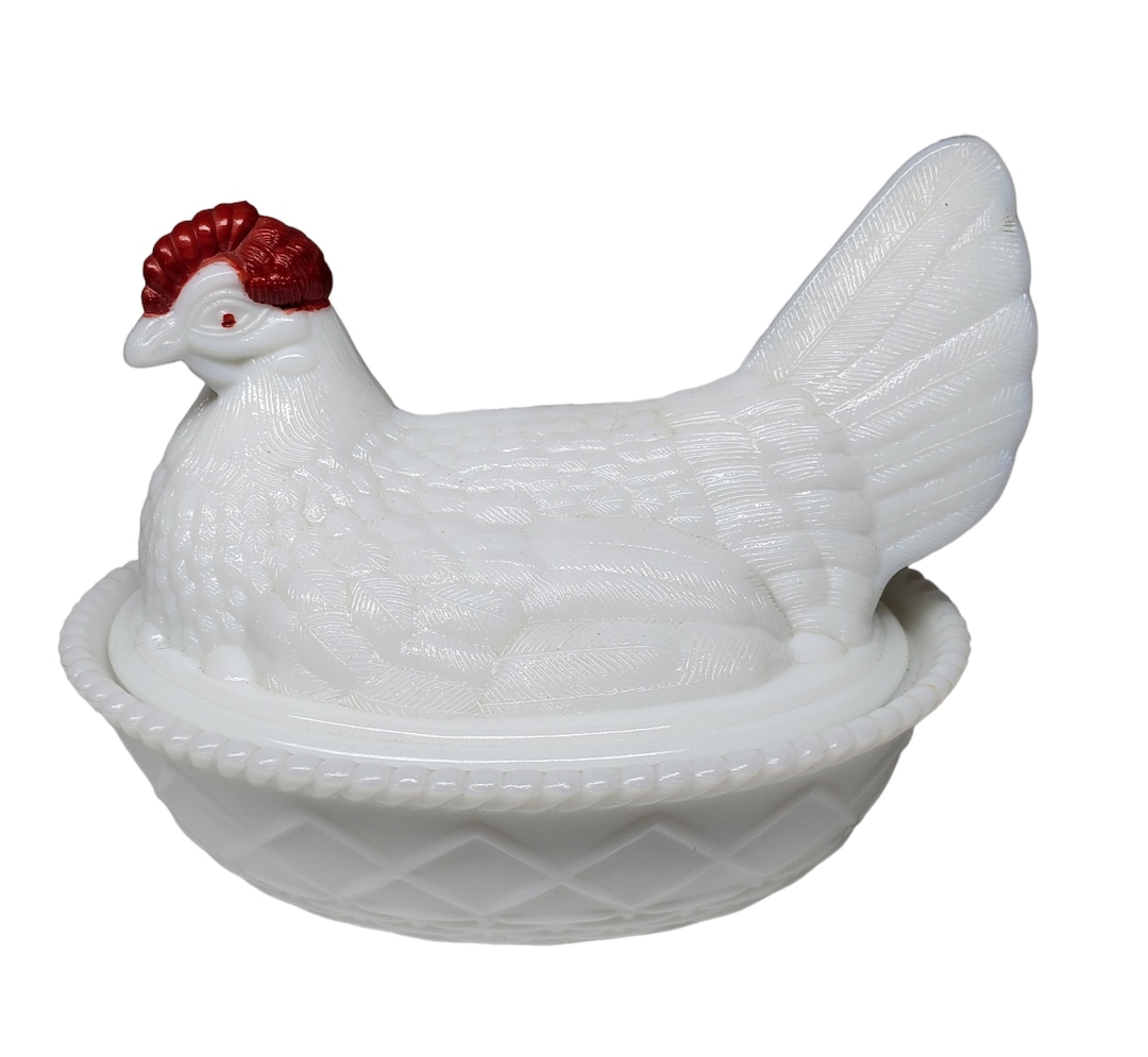 Vintage Westmoreland Milk Glass Chicken Laying Nest Covered Dish Red ...