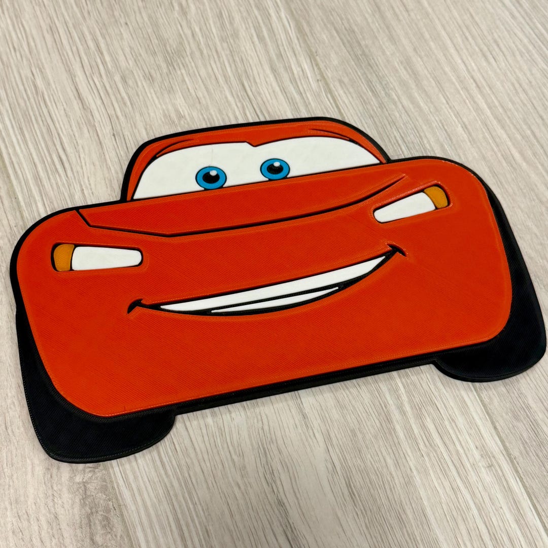 Lightning Mcqueen Cars Rusteze Disneyland | Disney World Inspired ...