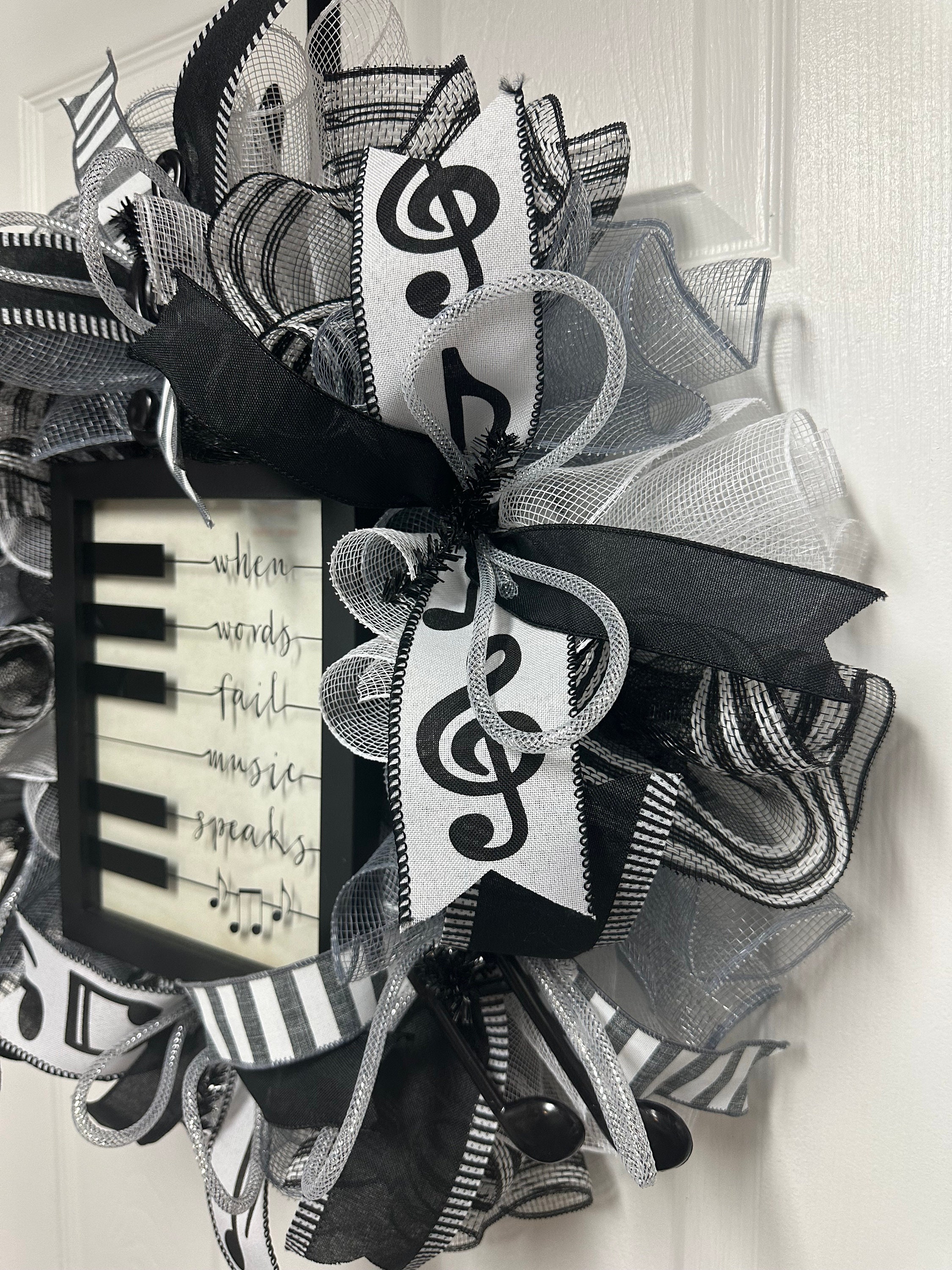 Music Wreath, Black and White Wreath, Gift Idea, Music Note Wreath ...