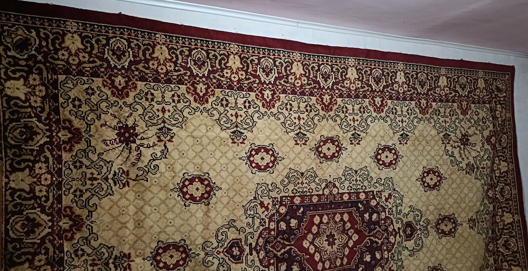 Wall Carpet.very Large Vintage Soviet Country Carpet. - Etsy