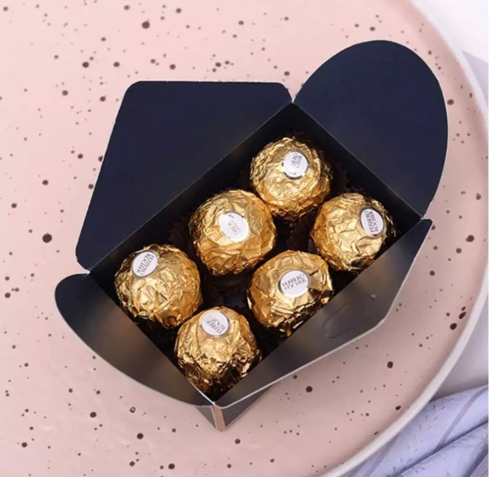 Luxury Favours Favor Boxes Love Heart Sweet Candy Boxes, Weddings ...