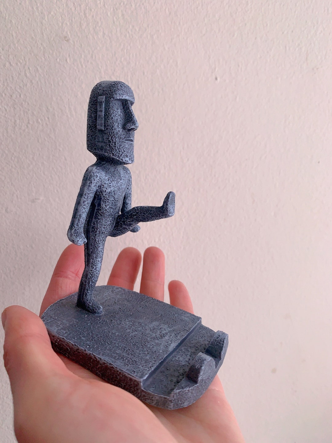 Easter Island Moai Phone Stand, Kong Fu Easter Island Moai Phone Holder ...