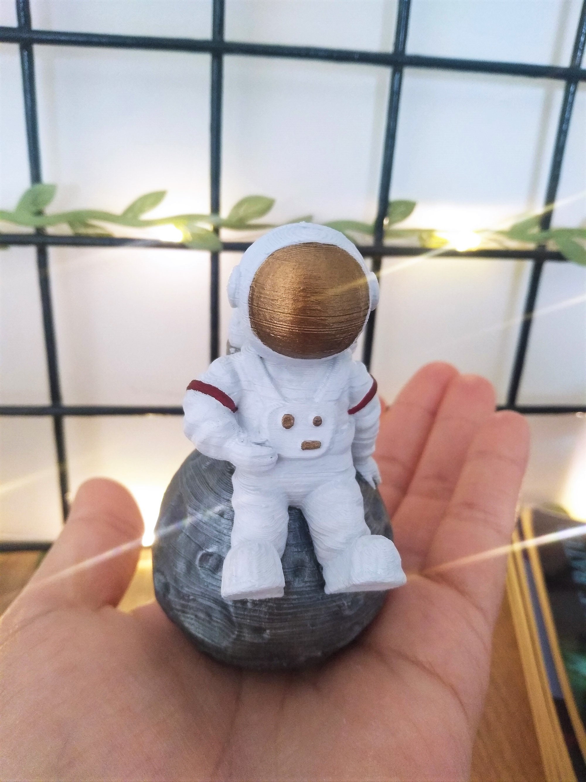 Astronaut 3D Figure Model, Astro Figurine Statue, Astronaut on the Moon ...