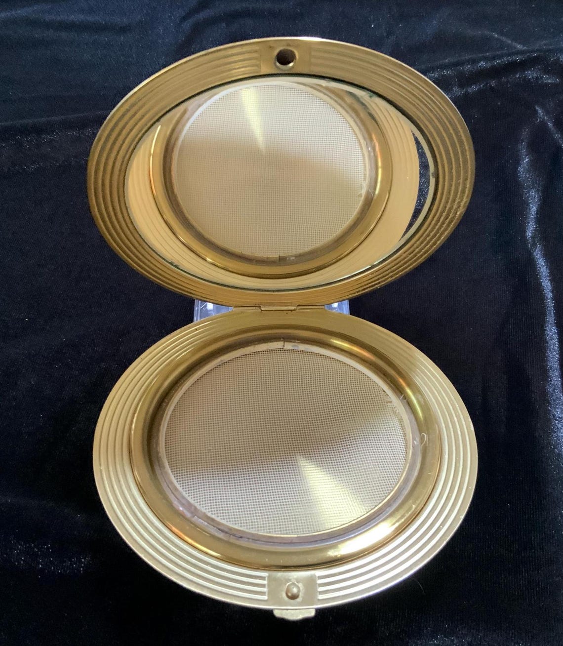 Evans Large 5” Flapjack Vintage Powder Compact. Duotone Gold and Rose ...