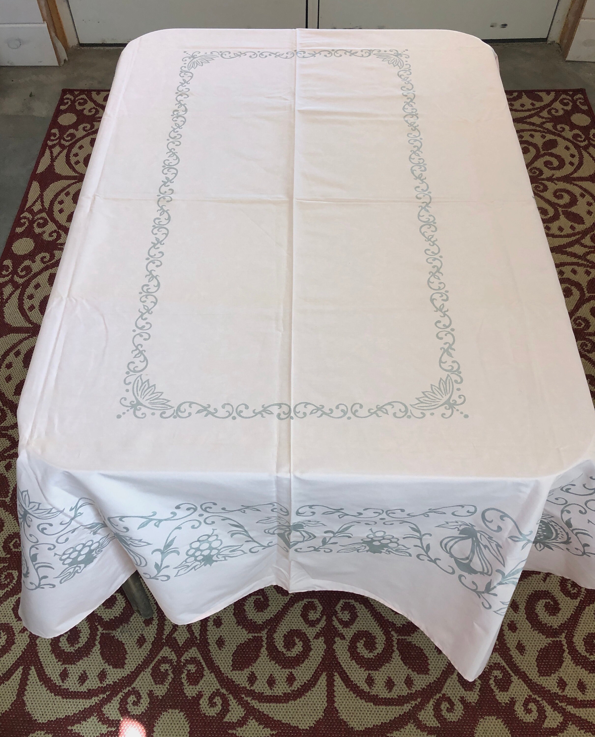 1950s California Handprint Tablecloth Autumn Floral on Pastel Pink ...