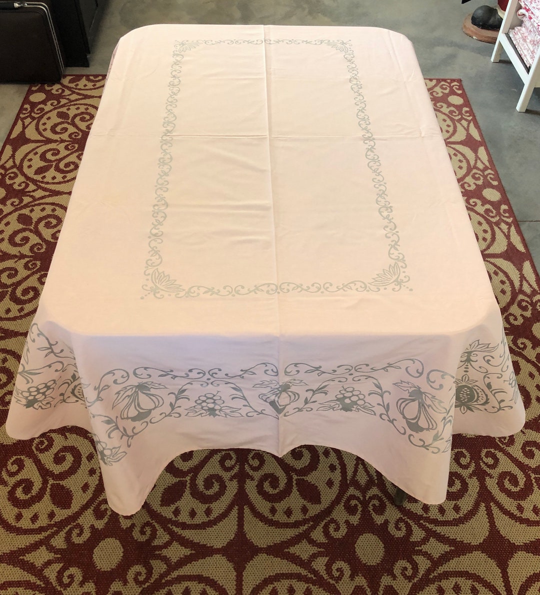 1950s California Handprint Tablecloth Autumn Floral on Pastel Pink ...