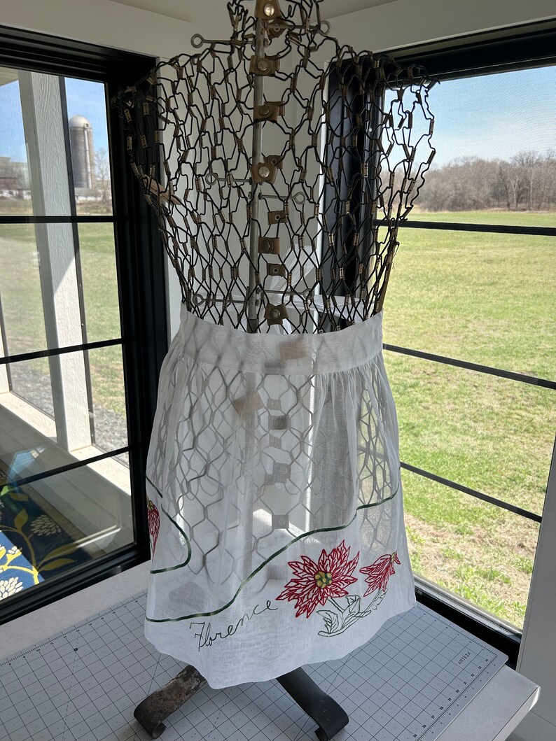 Vintage Apron Italian Hostess Style Sheer Half Holiday Poinsettia ...
