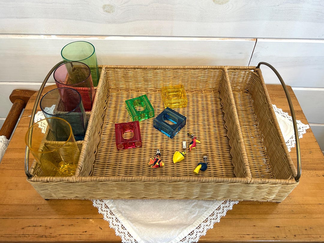 Vintage House of Lloyd Patio Caddy Drink Basket With Lucite Glasses and ...
