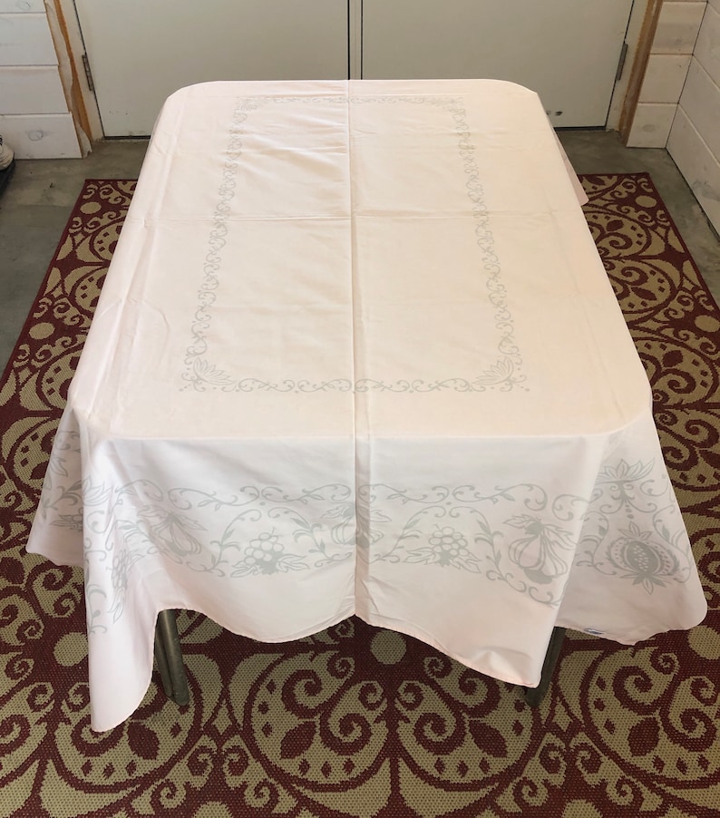 1950s California Handprint Tablecloth Autumn Floral on Pastel Pink & Gray Cotton 52x70 - Etsy