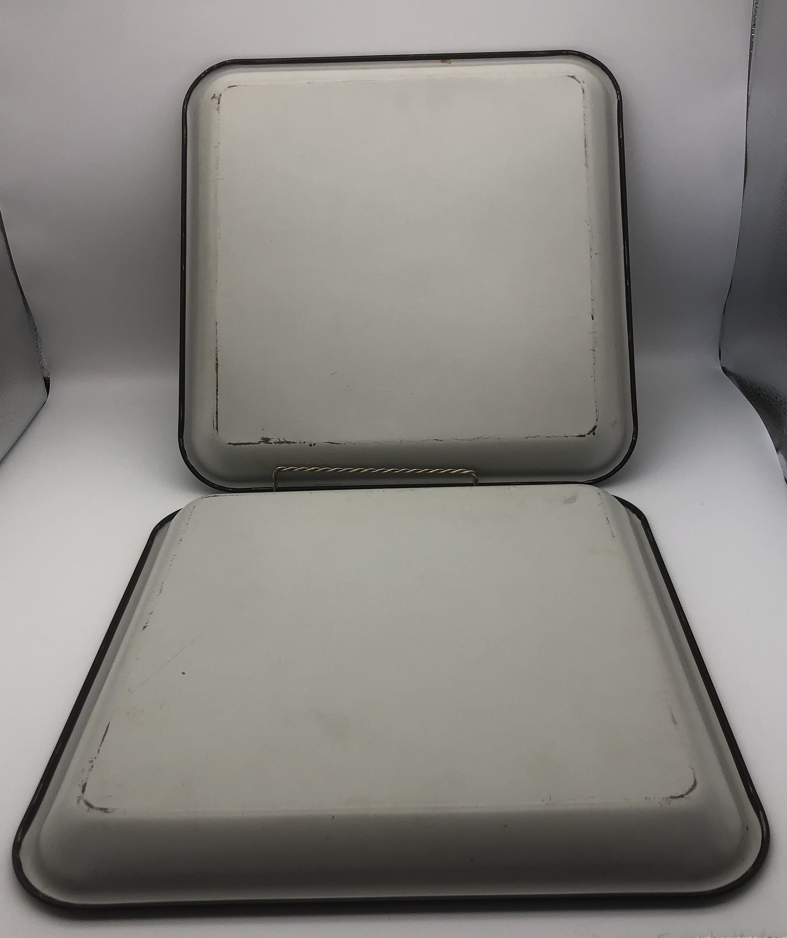 Vintage Maxey Square Tin Trays, Set of Two Brown Gold Botanical Flowers ...