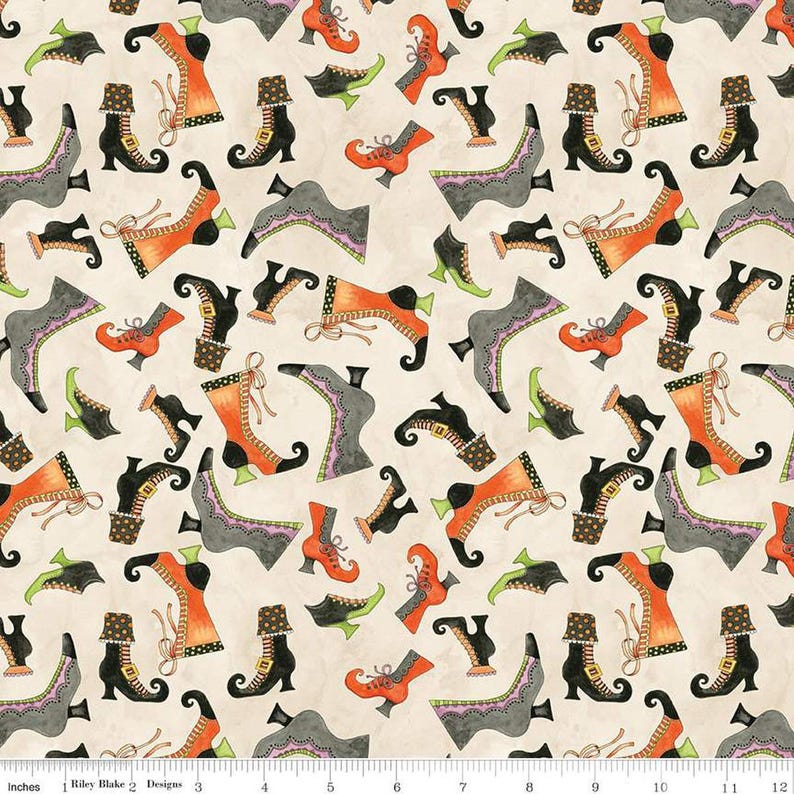 Witch Boot Toss Halloween Cotton Fabric, Ghoul Friends C16052 Teresa ...