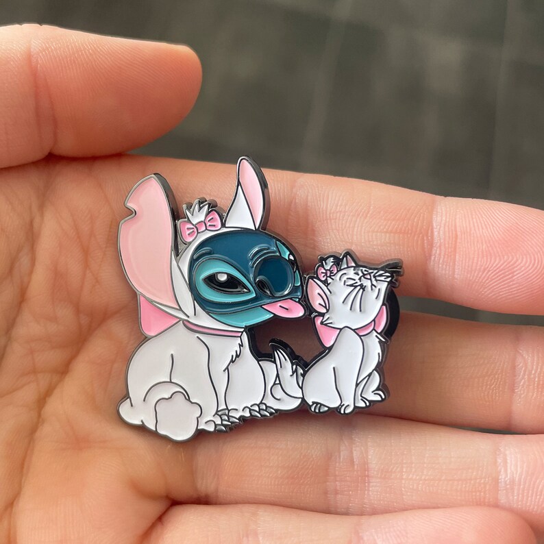 Stitch and Marie Enamel Pin Badge Collectable Badge MUNNKI - Etsy