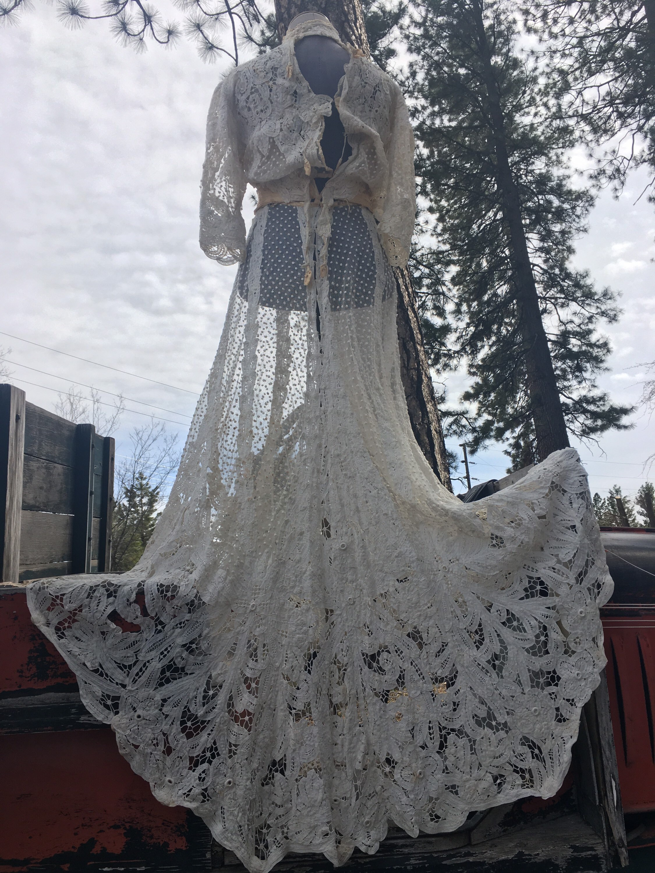 Stunning 1900s Victorian Edwardian Batten Berg Lace Bodice and Skirt ...