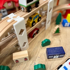 Deluxe 3-tier Wooden Train Supports for Thomas the Train, Brio, Melissa ...