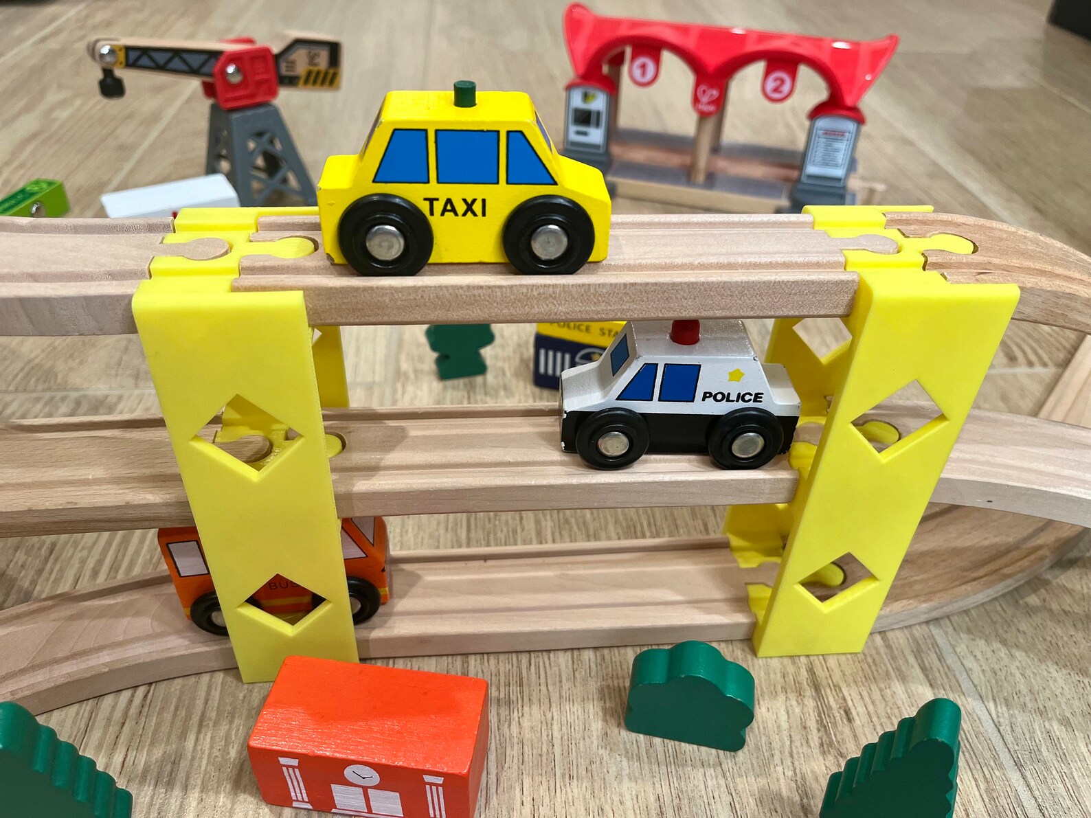 Deluxe 3-tier Wooden Train Supports for Thomas the Train, Brio, Melissa ...