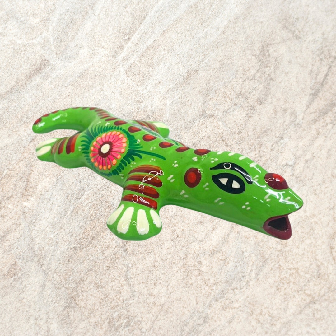 Green Talavera Clay Lizard Iguana Hand Painted Mexican Treasure Wall ...